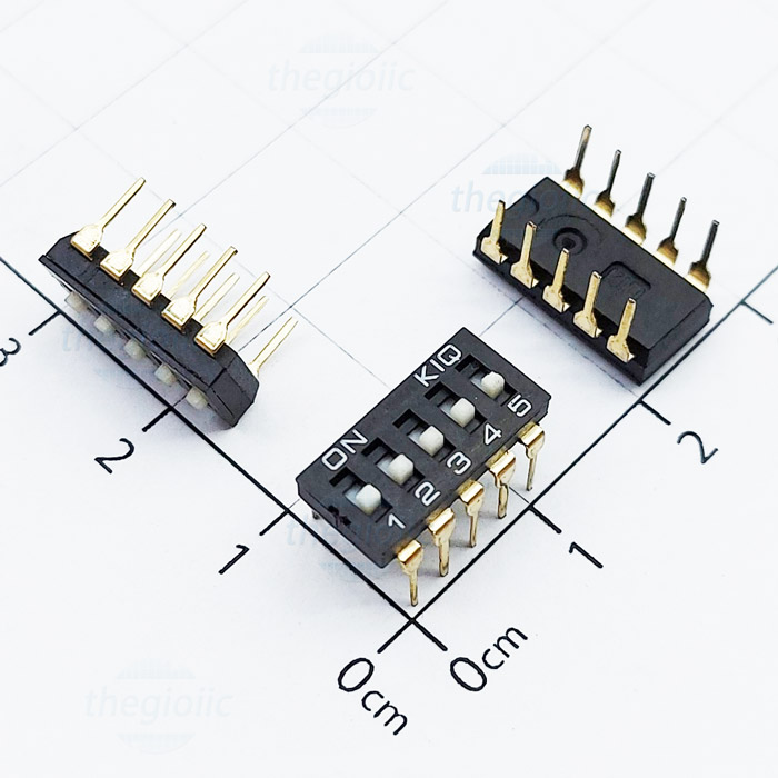 Công Tắc 4 Bit Dip Switch Xuyên Lỗ 2.54mm Màu Đen
